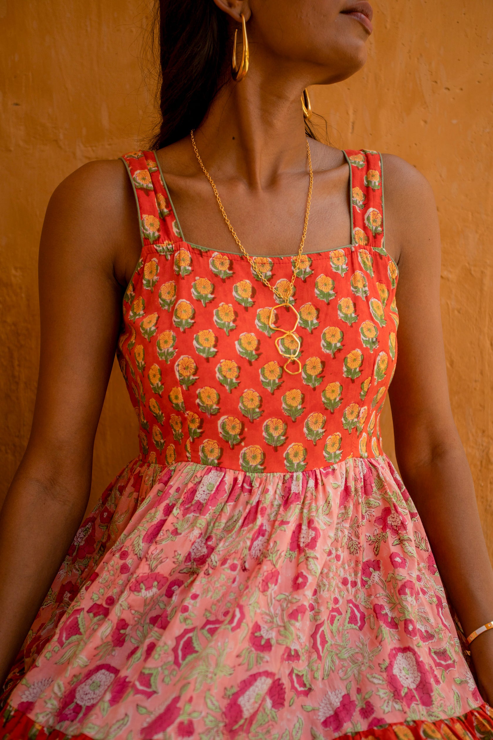 Avaani Maxi Dress in Red Coral – RAAHI LIVING